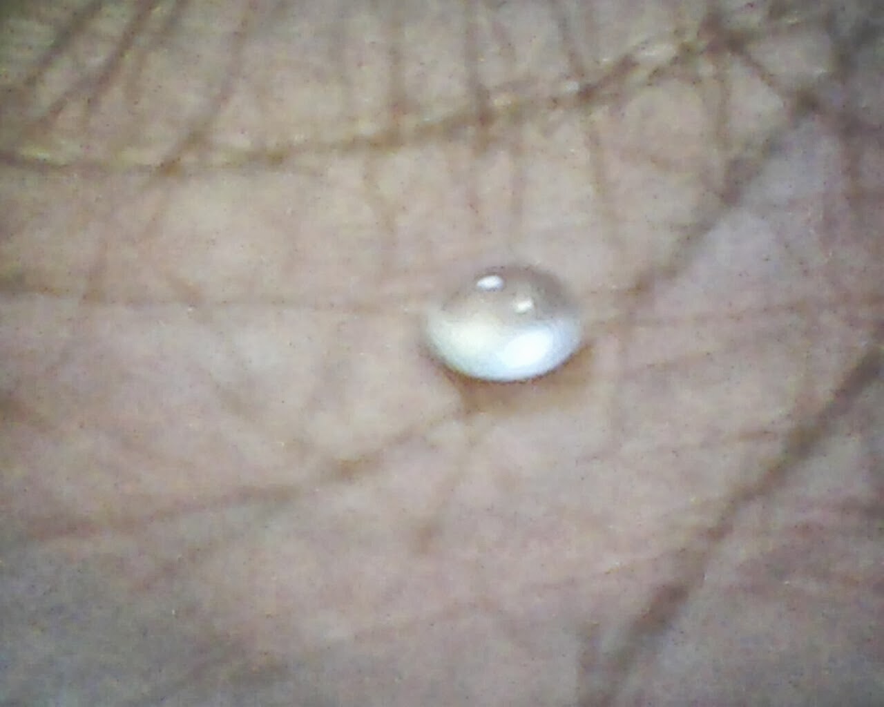 BATU MUSTIKA, AZIMAT/HAIKAL, KERIS DAN BENDA-BENDA BERTUAH