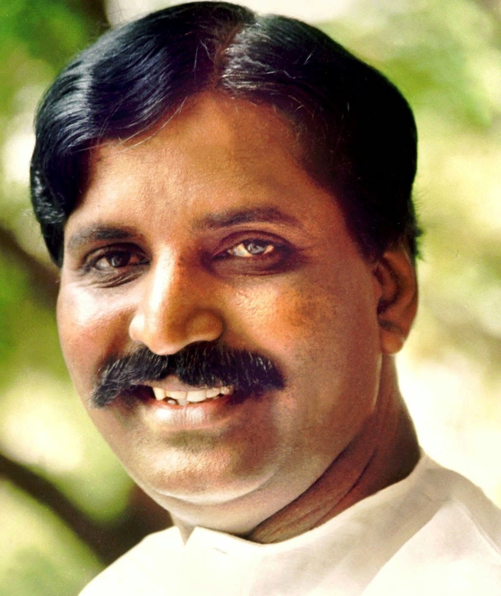 இவ்வுலகம் இனிது: தீண்டாய் மெய் தீண்டாய்…