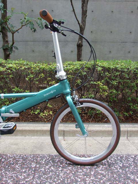 avelo Bicycle shop | アヴェロ バイシクル ショップ 浦和: Dahon Helios ダホン ヘリオス レトログリーン ...