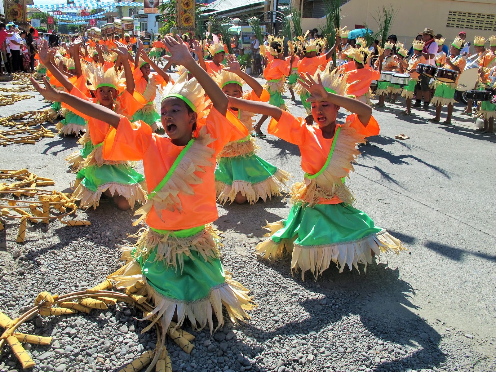 Gridcrosser: Baile, Baler! Aurora Capital Celebrates Coco-Sabutan Festival