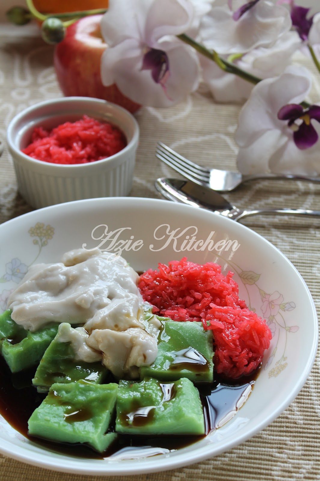 Pulut Merah Geng Lompat Tikam - Azie Kitchen