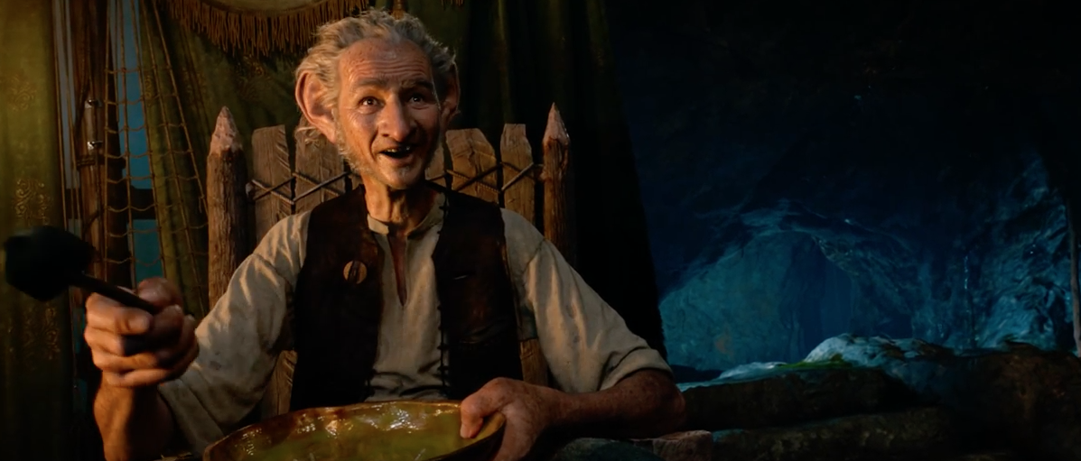 The BFG Speaks In New Clip | The Movie Bit