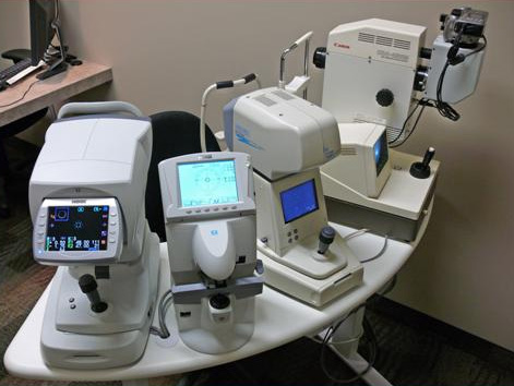 teknik elektromedis unriyo: ALAT PERIKSA DI KLINIK MATA