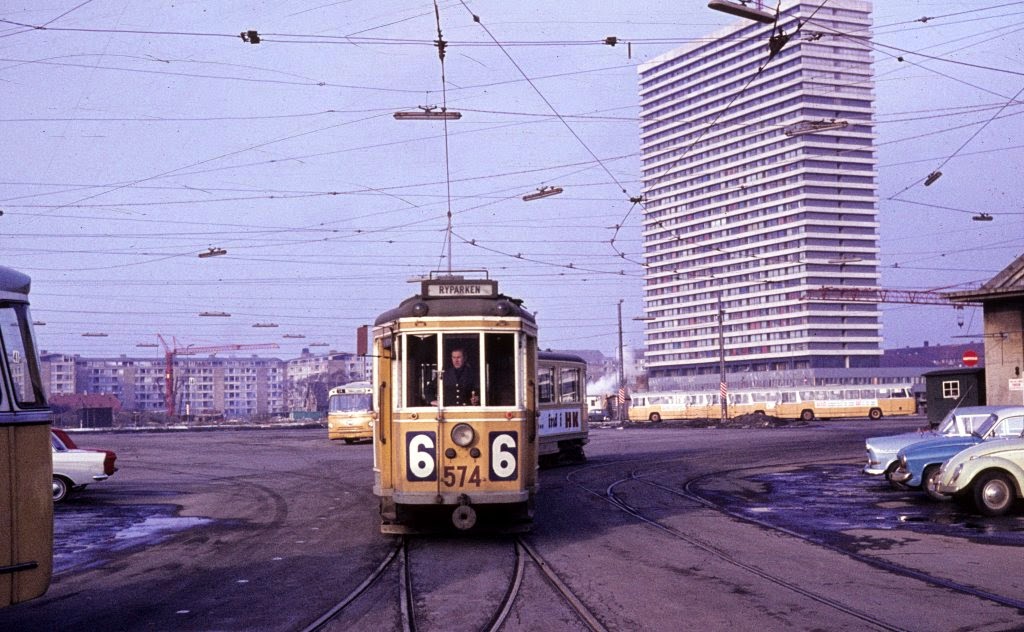 Valby og København, før og nu: Sporvogne i Valby - Kurt Rasmussens billeder
