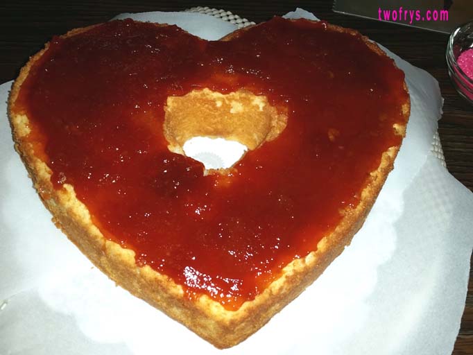 Two Frys: Dominican Cake