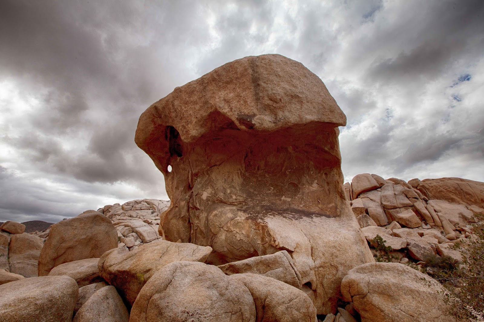 Spare Parts and Pics: Weird Rock Formations