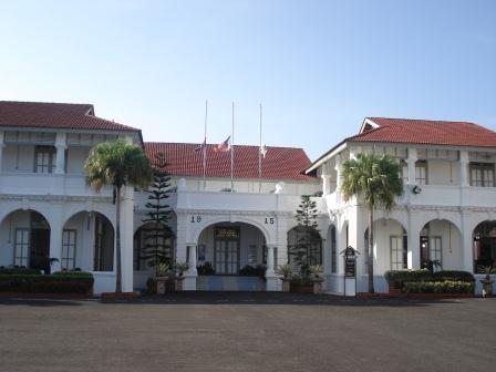 Paniti ICT Sekolah Tinggi Muar