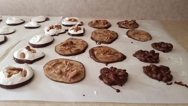 FeauxCajun.Com: Chocolate Dipped Peppermint Divinity