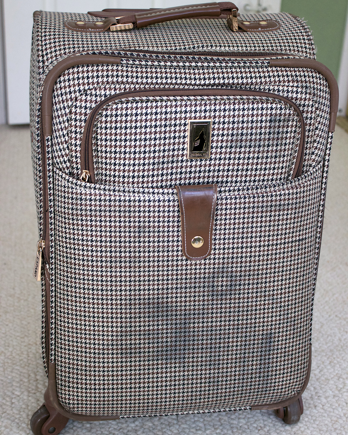 The Creative Cubby: Portable Cross Stitch Storage