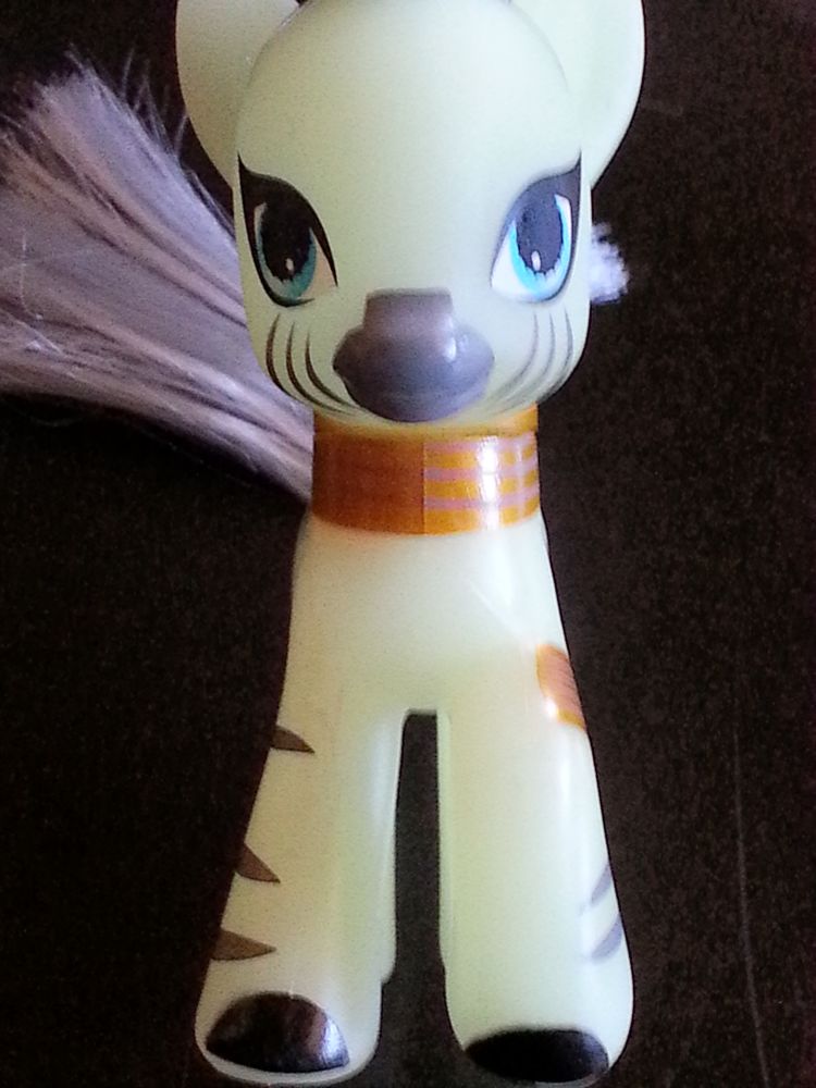 Equestria Daily - MLP Stuff!: Toy Review: Favorites Collection Zecora