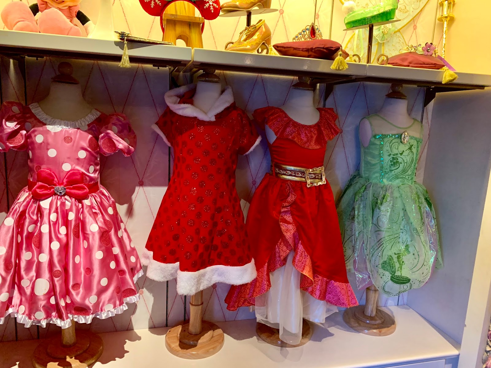What to expect from the Bippidy Boppidy Boutique in Disneyland ...