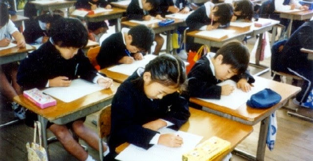 Budaya Baca di Jepang : Sekolah dan Orang Tua Wajibkan Anak Membaca ...
