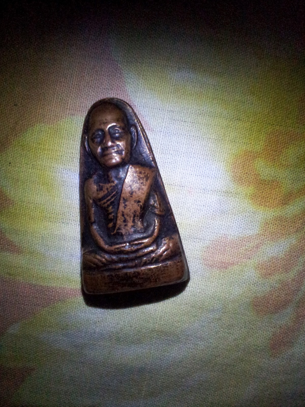 Charm Amulate: Phra Kru Viriyasarngvorn - Por Than Lek