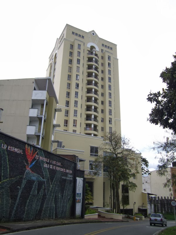 EDIFICIOS MAS ALTOS DE ARMENIA Y CONSTRUCCIONES , FOTOS DE ARMENIA: No 3 TERCER EDIFICIO MAS ...