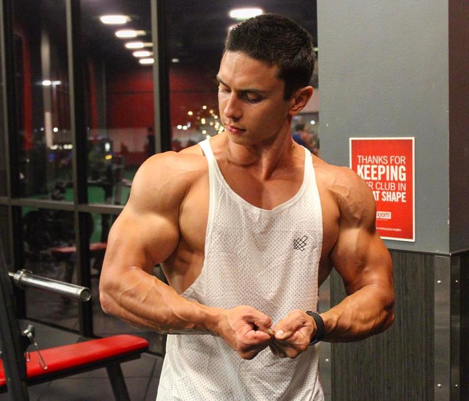 the beauty of male muscle: February 2019