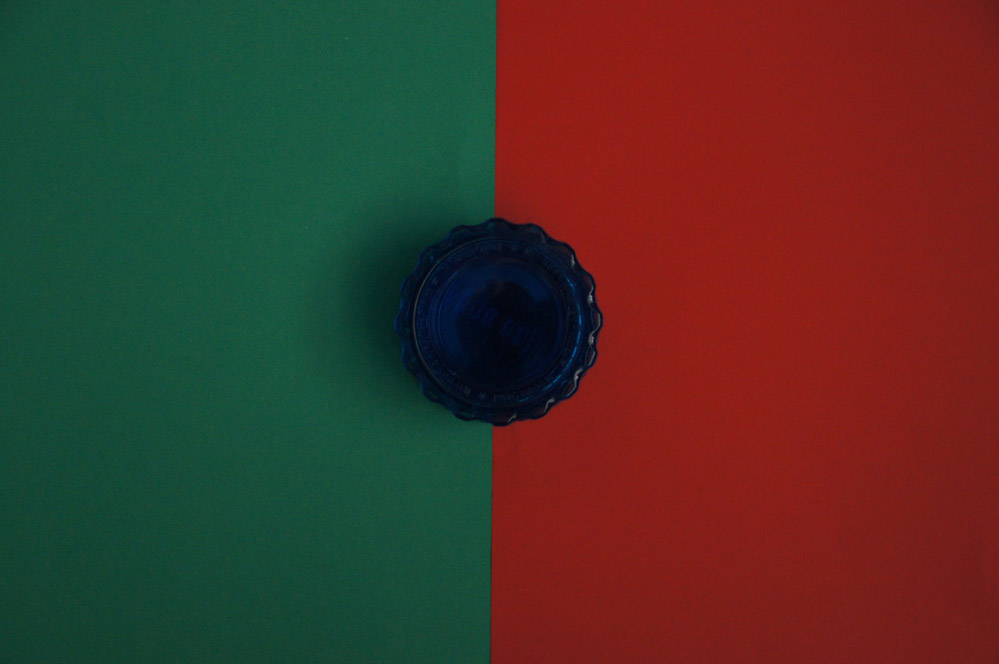 Pantone Experiments: Complementary Contrast | Design Practice