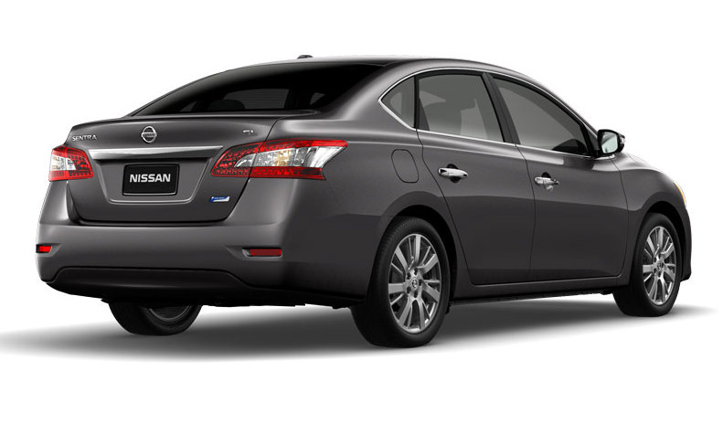 Mejoras de equipamiento en la gama del Nissan Sentra B17 : Autoblog ...