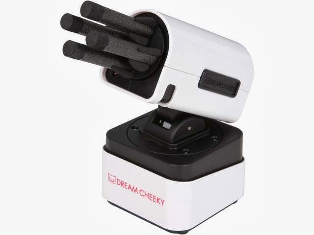 iPhone Accessory Authority: iLaunch Thunder Missile Launcher