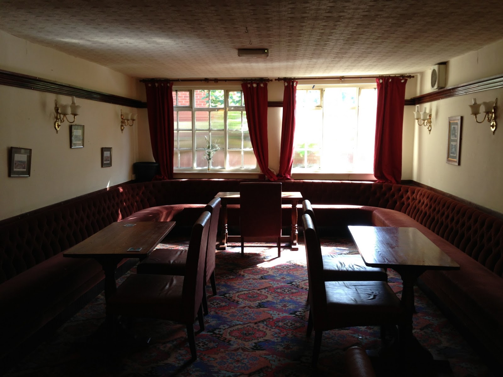 Nottingham Pubs: Fox and Hounds
