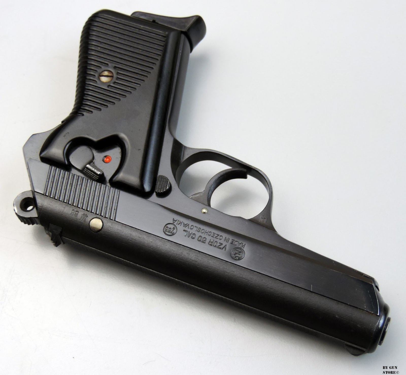 Armi usate web portal: Pistola CZ mod. 50 cal. 7,65 mm