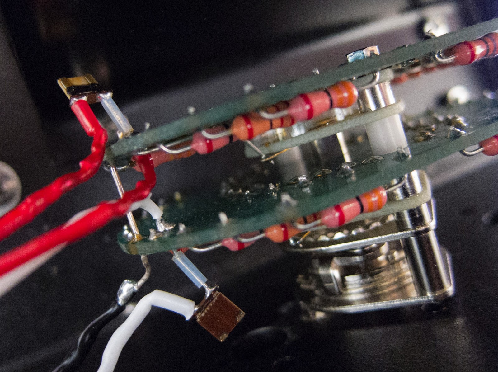 Listening Notes - Wien: VISHAYのVAR-Series Z-FOIL RESISTOR
