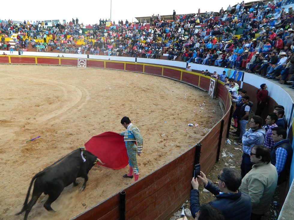 TAUROMAQUIAS - Primera bitácora taurina del Perú: Hoy hay corrida de ...