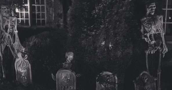 PUMPKINROT.COM: The Blog: Old Bones And Rotting Flesh