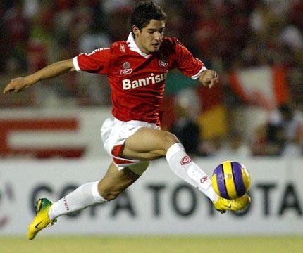 Alexandre Pato Young Football Player Profile,Photos and Biography ...