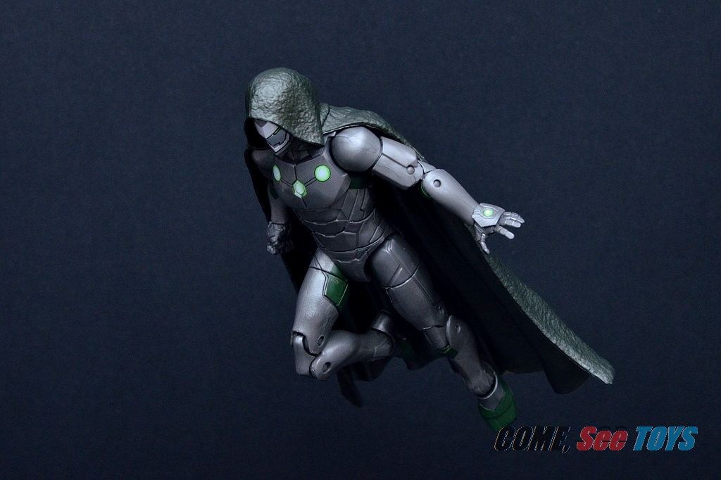 Come, See Toys: Marvel Legends Series Infamous Iron Man (Dr Doom)