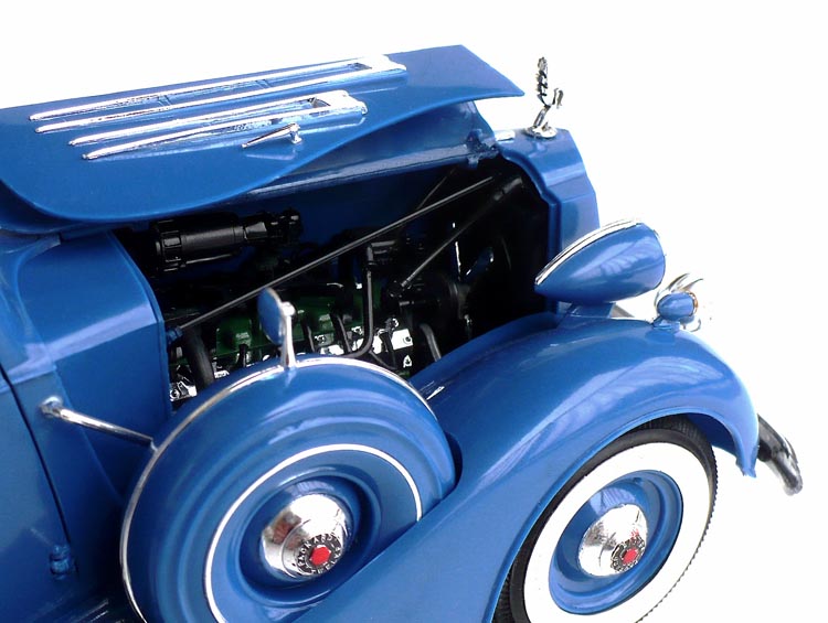 The Great Canadian Model Builders Web Page!: 1937 Packard Formal Sedan ...