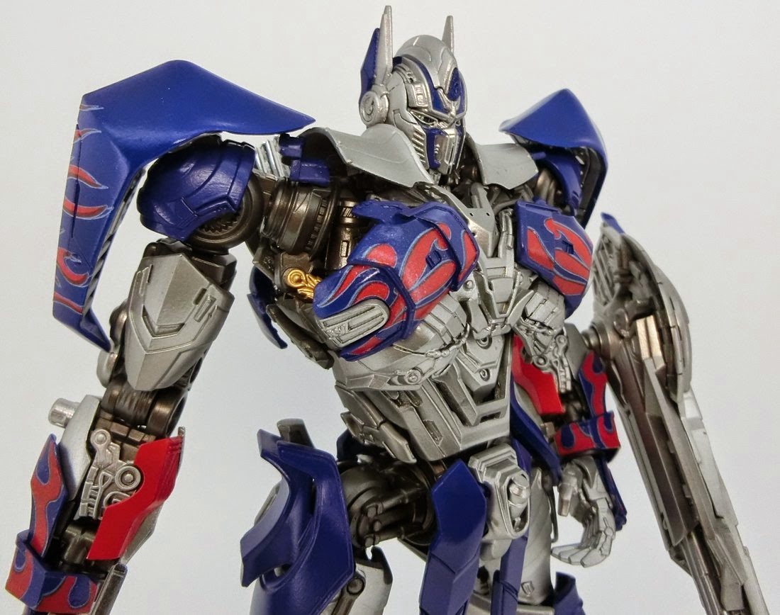 A R T I C U L A T E - M E: Takara Tomy 1/35 Transformer DMK-03 Age of ...