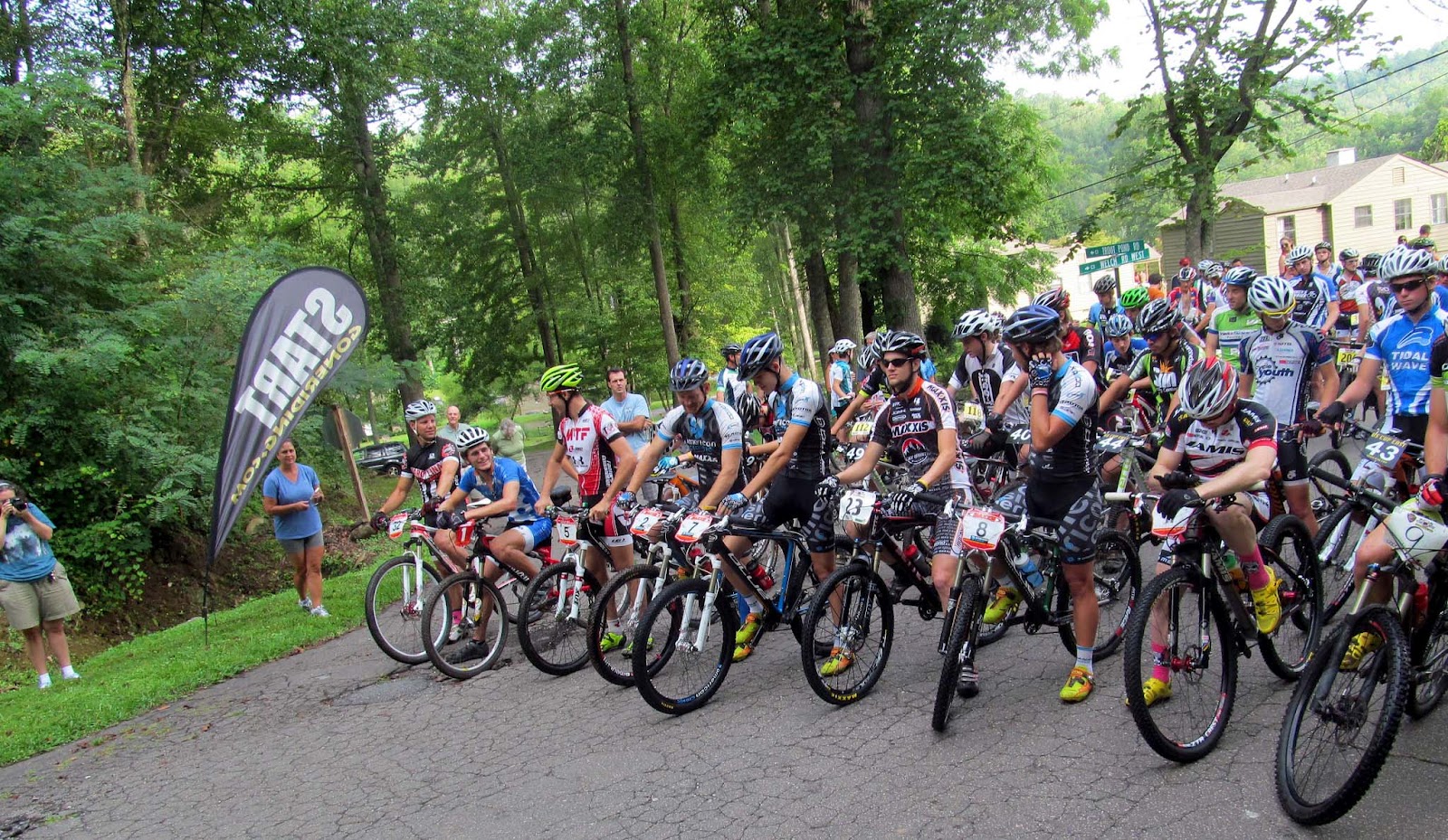 MOUTH FULL OF DIRT : Super D's Blog: Dam Bike Races