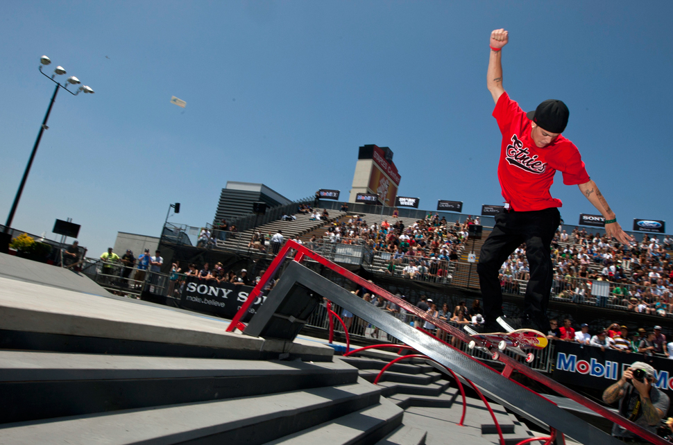 skateboard snowboard freebord longboard: X Games skateboard