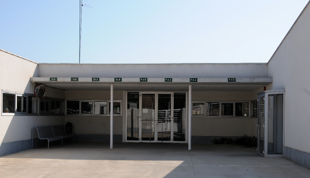 Club Karate Sant Cugat: ESCOLES