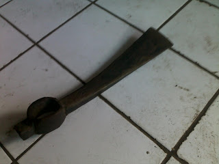 Alat Pertanian Dan Perkebunan Tradisional: Produk