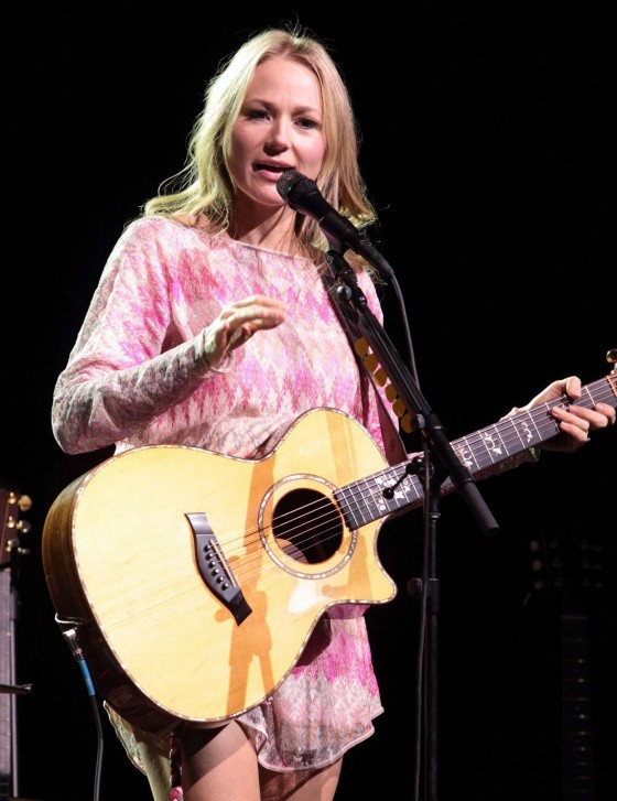 cleveland854321: A NEW ALBUM RELEASE FROM JEWEL KILCHER