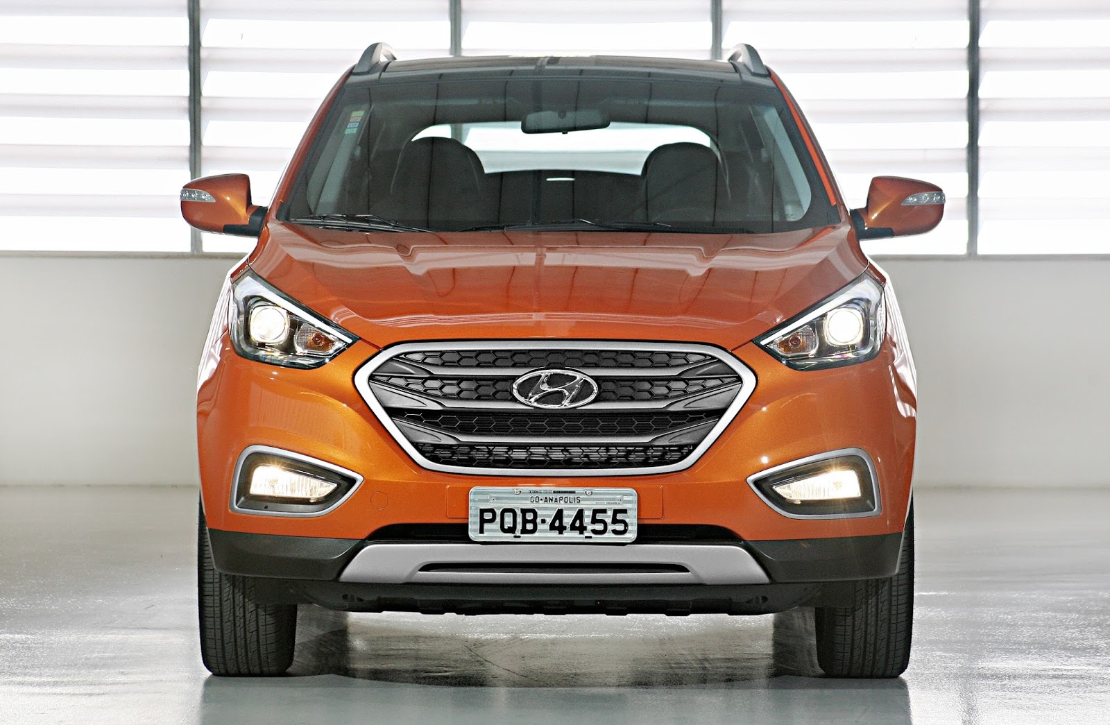 Hyundai apresenta ix35 2016, reestilizado, partindo de R$ 99 990
