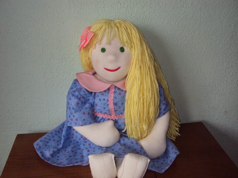 CASA CU PĂPUŞI: Cum confecţionăm o păpuşă?