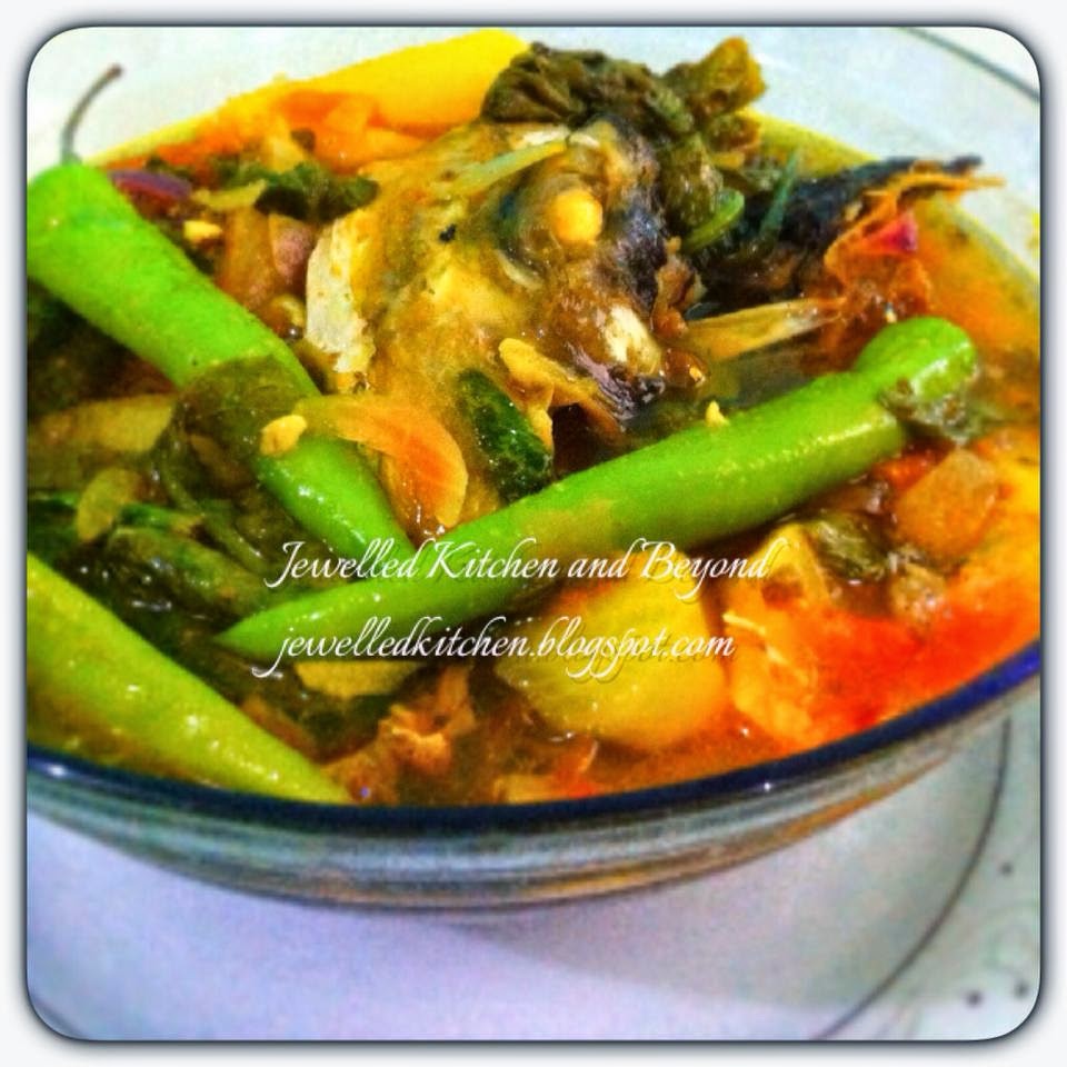 Sinigang sa Miso na Ulo ng Maya-maya (Snapper in Sour Miso Soup)