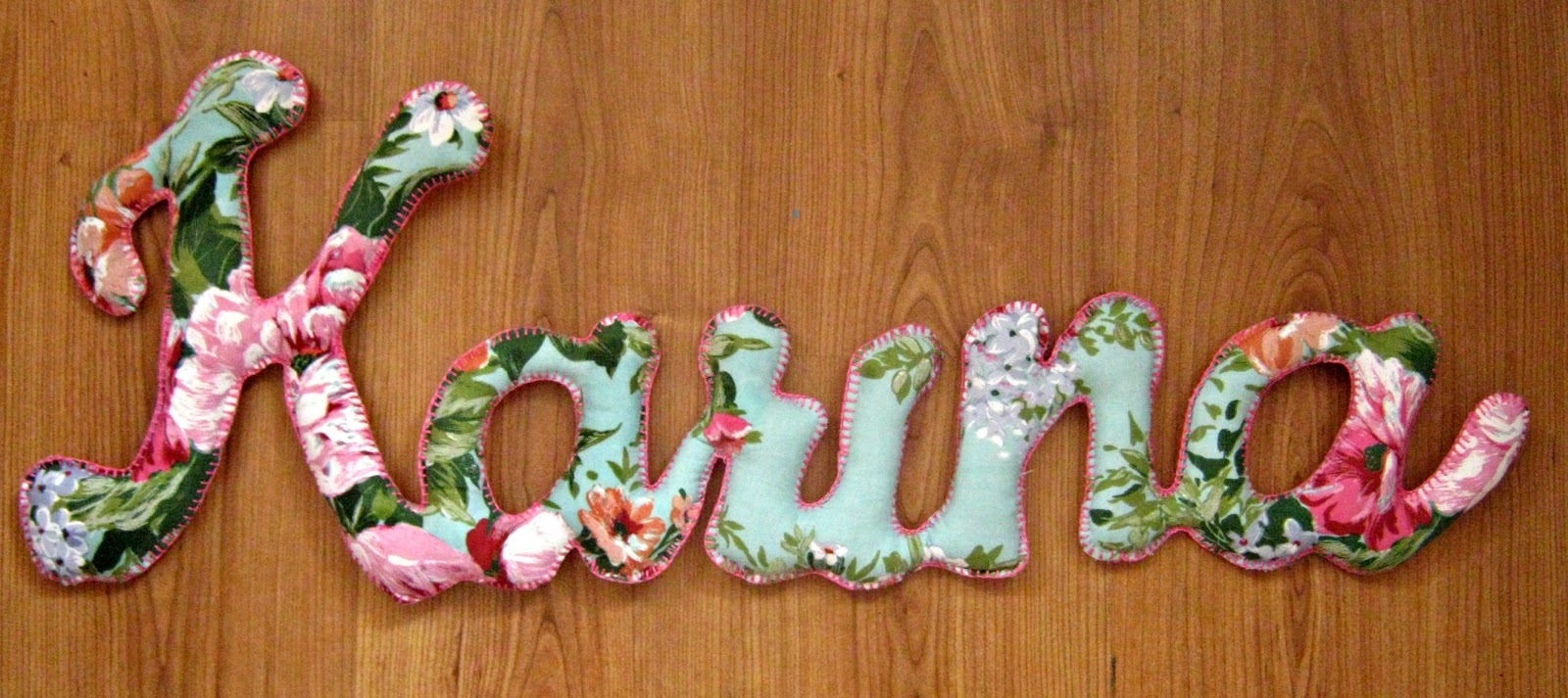 Nume handmade - litere scrise de mana pentru un cadou personalizat ...