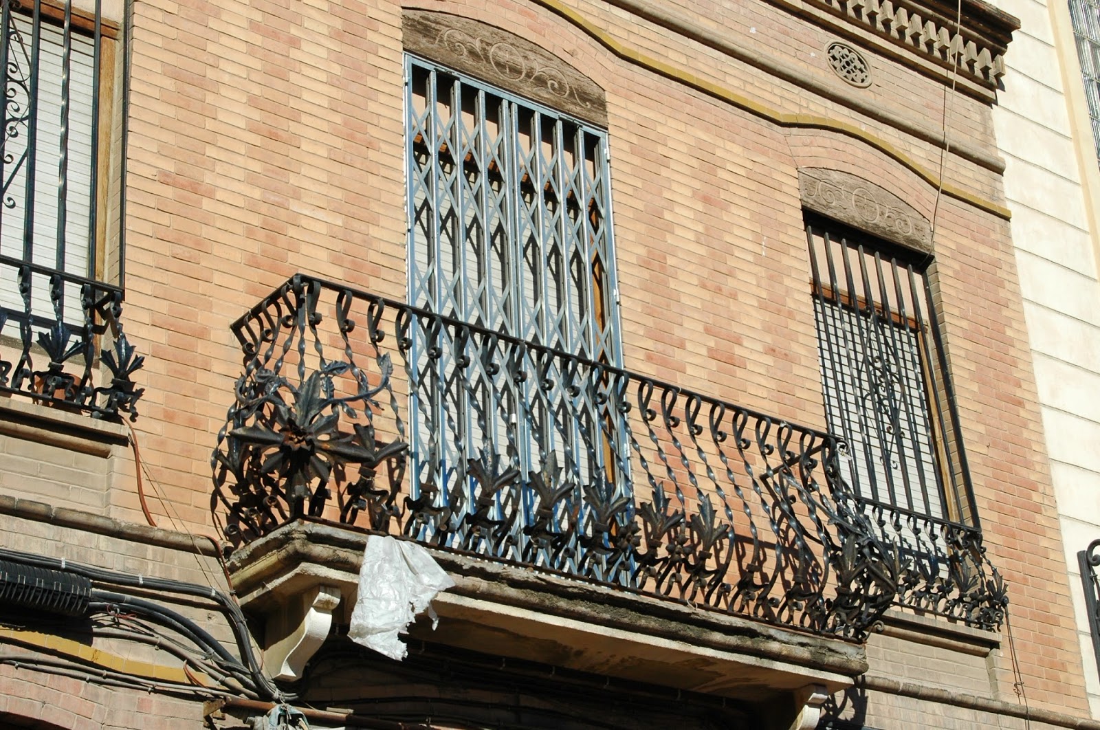 València, arena y cal: Balcones