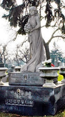 Stormy Night Tales: Well Preserved Julia