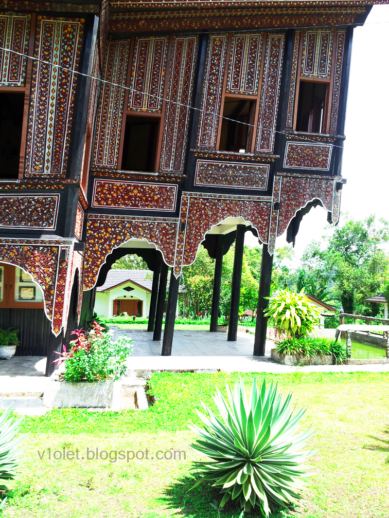 v1olet - my favorite things: Travel : Minangkabau Journey - Rumah Gadang