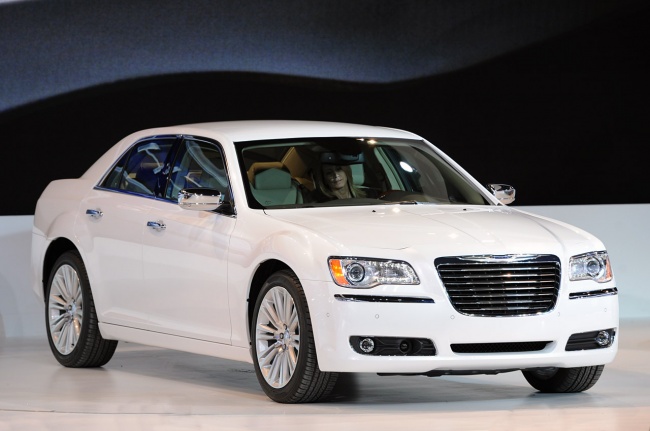 motor: 2011 chrysler 3oo
