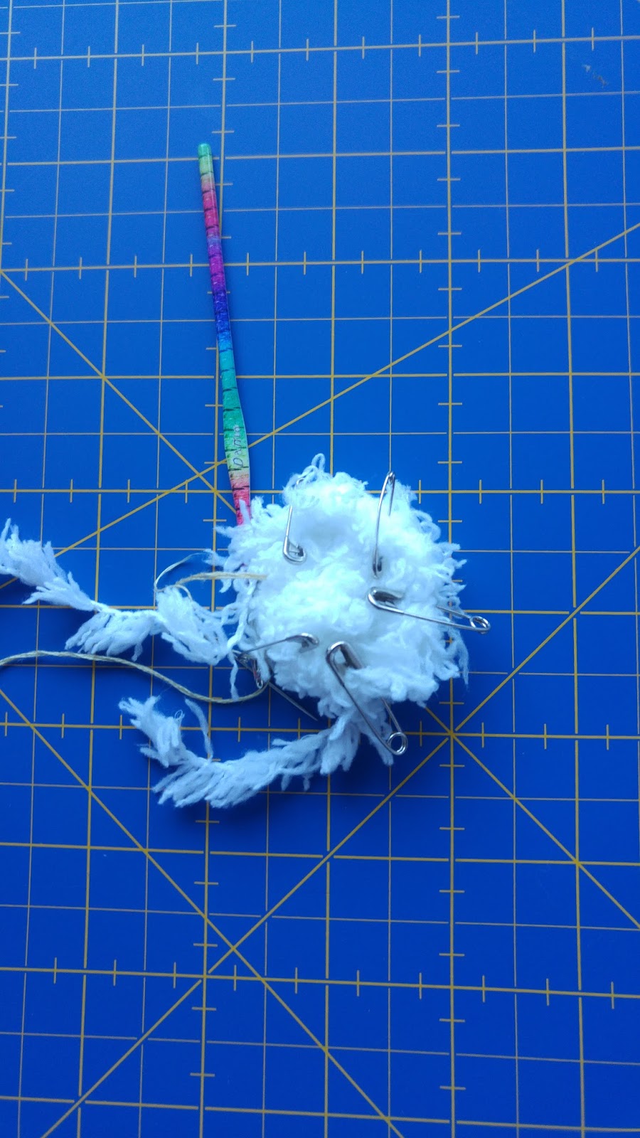 Neusal Creations : Oveja amigurumi, patrón gratis