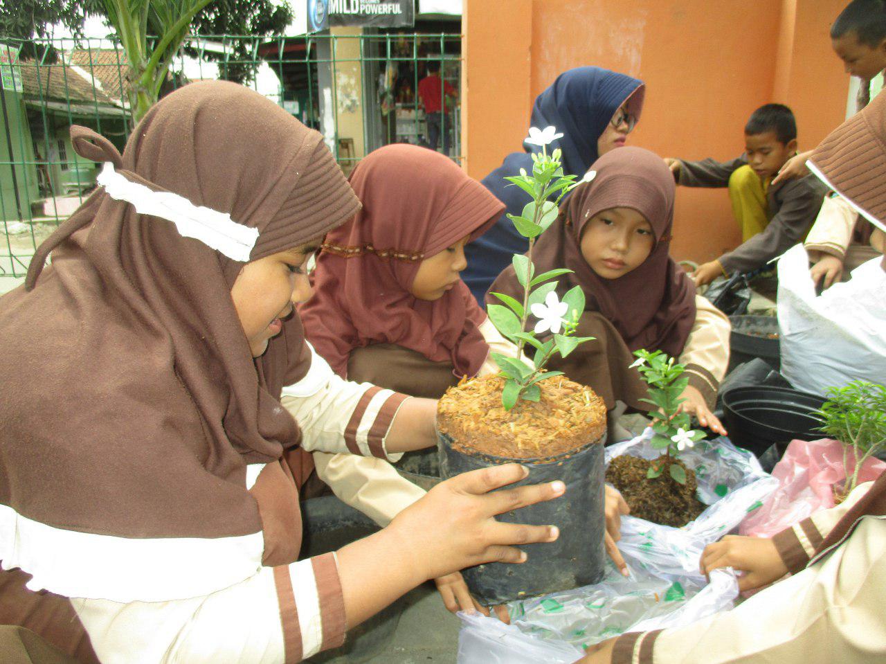 Cara Membuat Surat Kabur Dari Rumah - Delinewstv