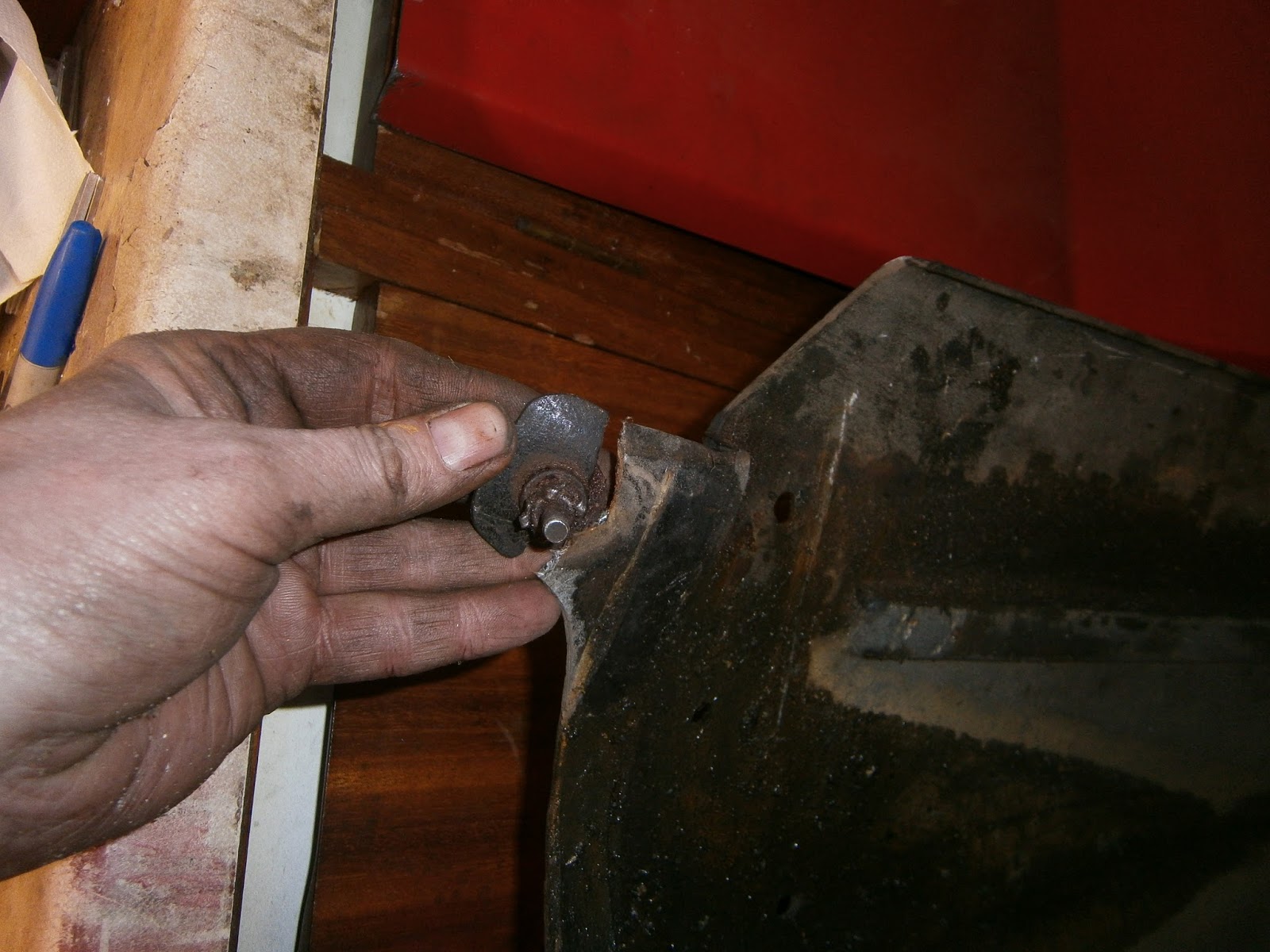 Lotus Excel Restoration: Removing the radiator, PAS pump and oil cooler