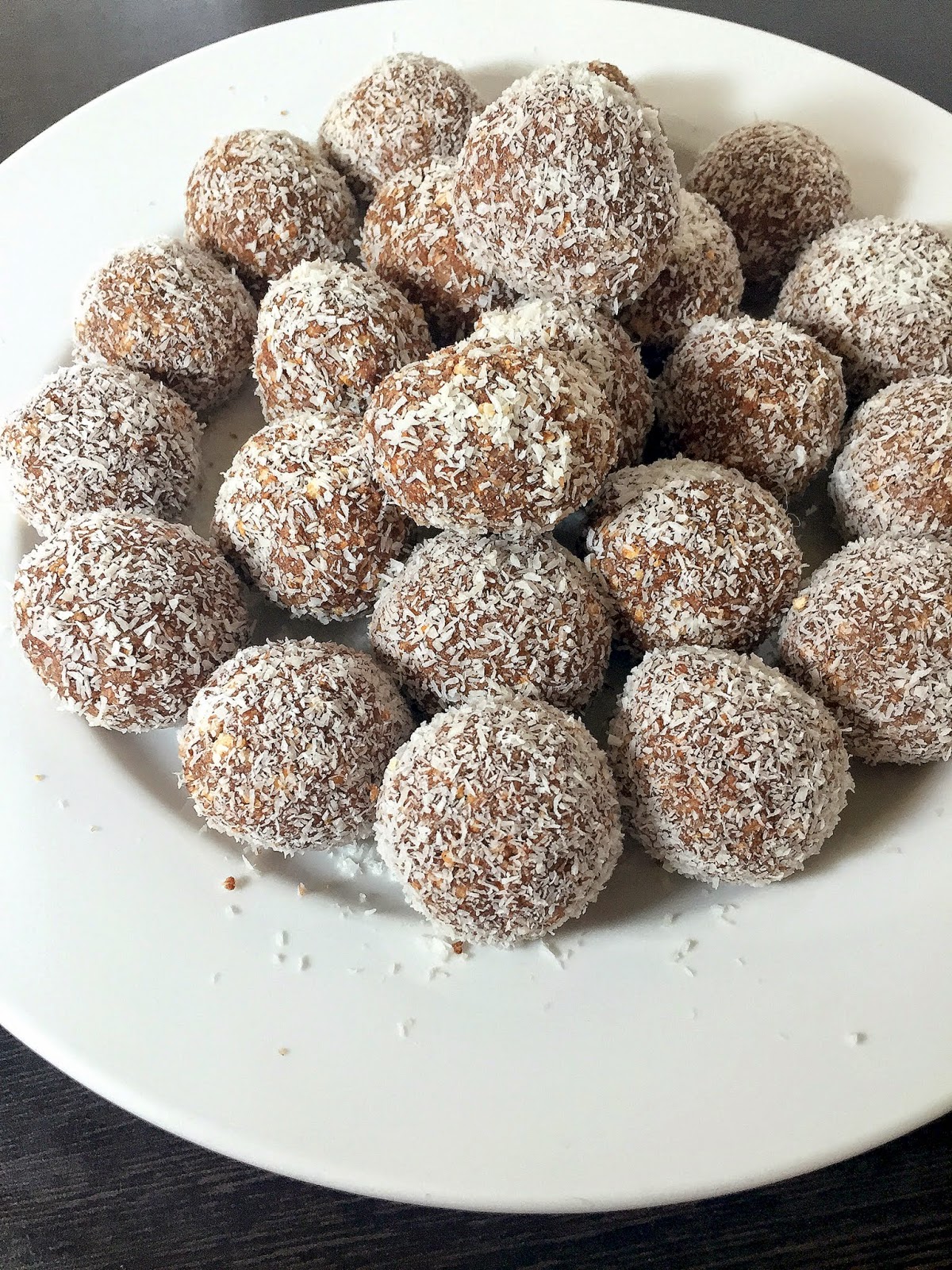 Cassie Cakes: Rum Ball Trifle