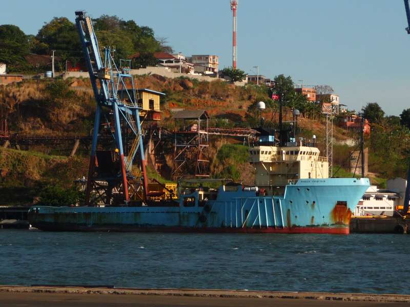 NAVIOS AHTS E PSV DO PORTO DE MACAE-RJ-BRASIL (IMBETIBA) E (FUTURO ...