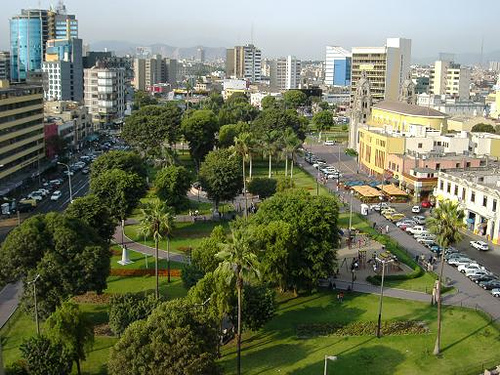Parque Kennedy en Miraflores - Lima - Perú: Vistas Aéreas del Parque ...